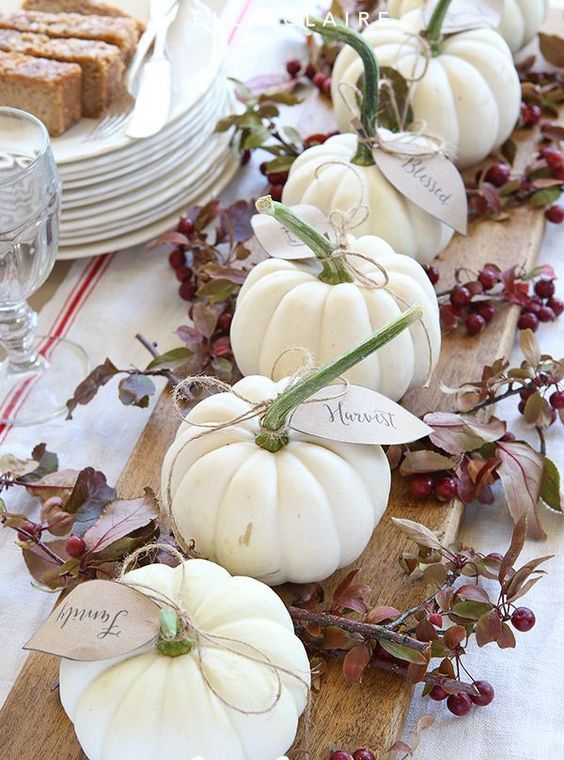 55 Awesome Thanksgiving Centerpieces - DigsDigs