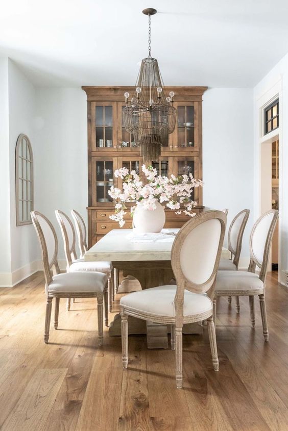 75 Charming French Dining Room Design Ideas - DigsDigs