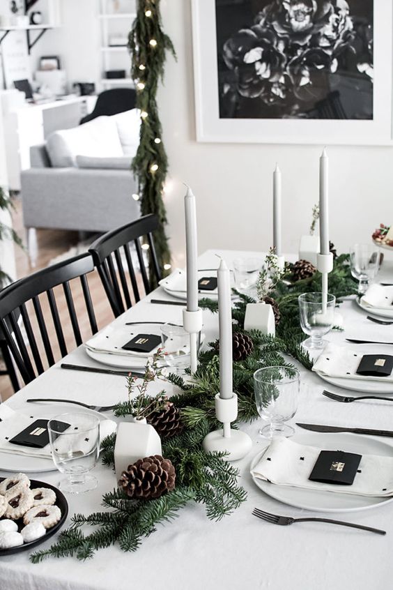 42 Original Winter Table Décor Ideas - DigsDigs