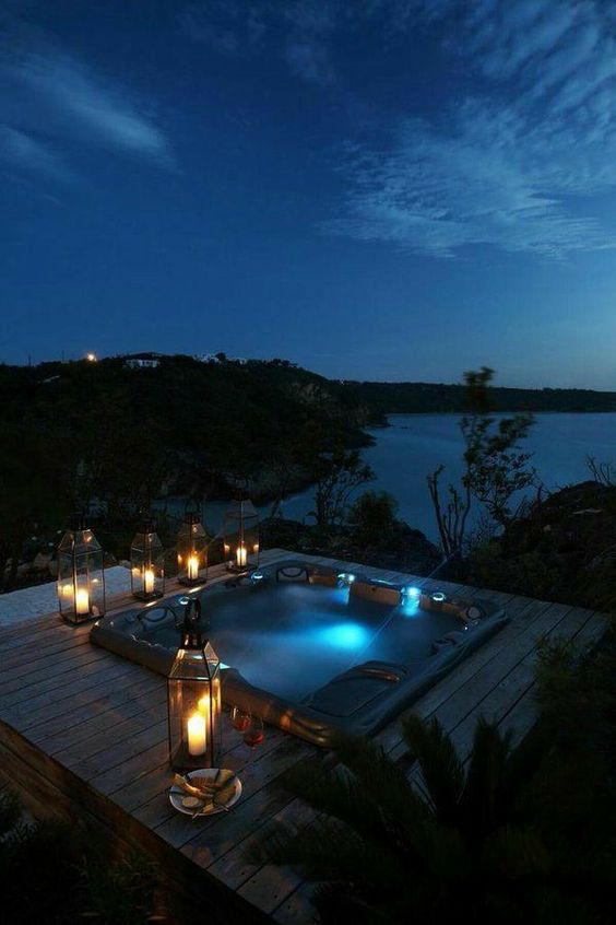 39 Awesome Outdoor Jacuzzis With Stunning Views - DigsDigs