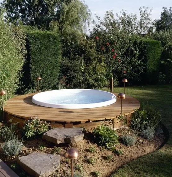 39 Awesome Outdoor Jacuzzis With Stunning Views - DigsDigs