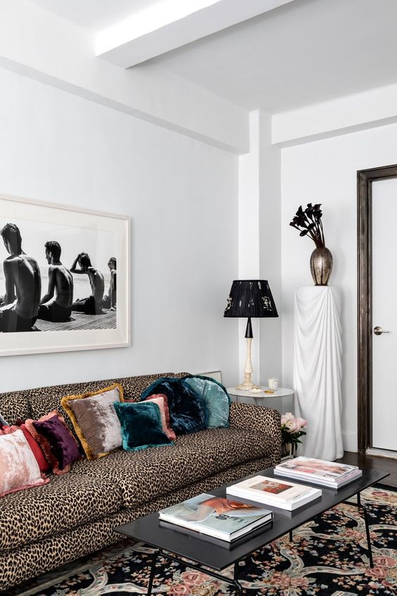 58 Tasteful Animal Print Home Decor Ideas - DigsDigs