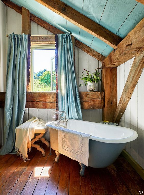 60 Cozy Barn Bathroom Design Ideas - DigsDigs