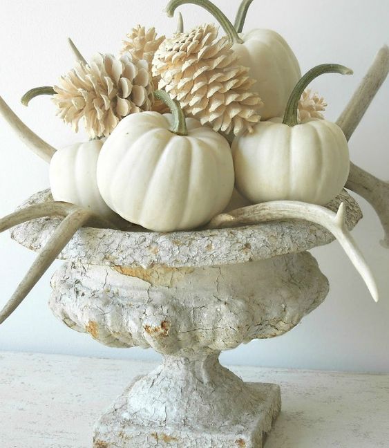 61 Exquisite White Fall Décor Ideas - DigsDigs