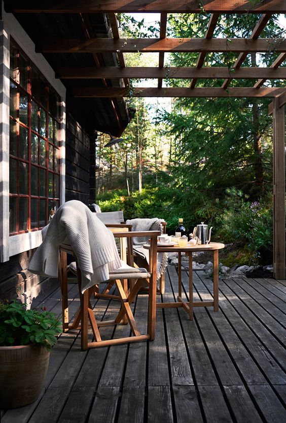 31 Cool Scandinavian Porch Designs To Get Inspired - DigsDigs