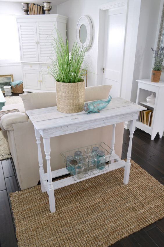 65 Adorable Whitewashed Furniture Pieces - DigsDigs