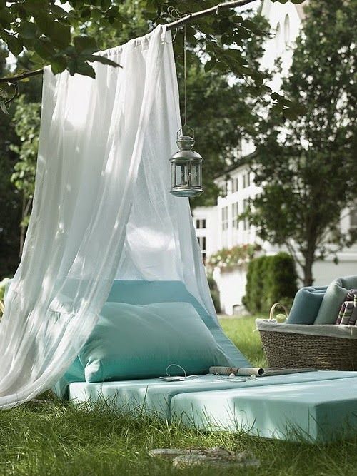 48 Dreamy Outdoor Bedroom Oasis Designs - DigsDigs