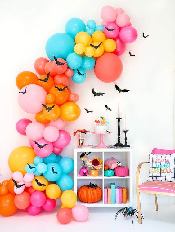 54 Unexpected Colorful And Vibrant Halloween Décor Ideas - DigsDigs