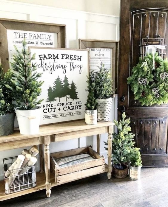 44 Adorable Indoor Rustic Christmas Décor Ideas - DigsDigs