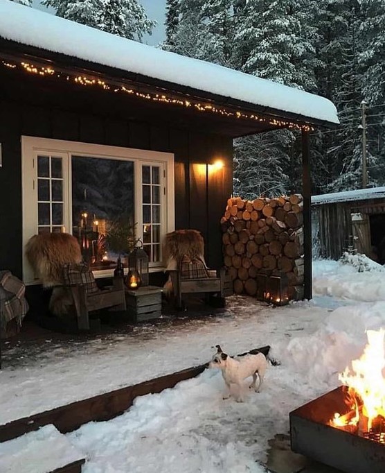 55 Cozy And Beautiful Winter Terrace Décor Ideas - DigsDigs