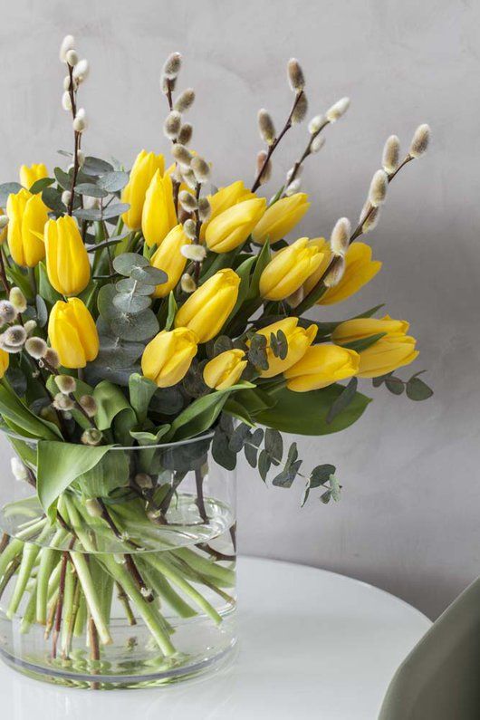 92 Spring Flower Arrangements That Excite - DigsDigs