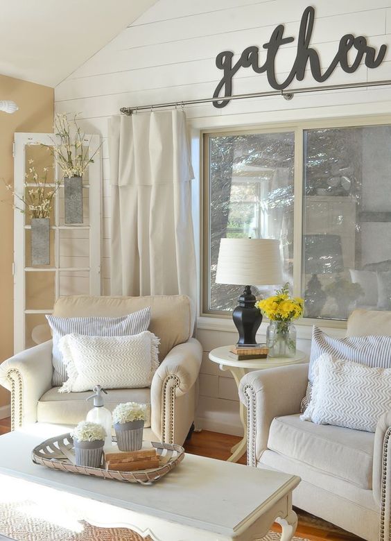 38 Farmhouse Sunrooms You Will Never Want to Leave - DigsDigs