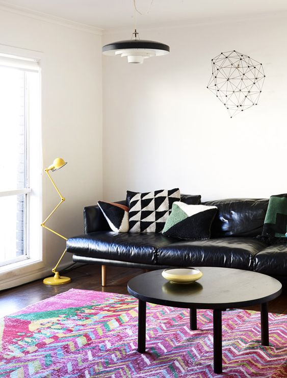 56 Stylish Geometric Décor Ideas For Your Living Room - DigsDigs