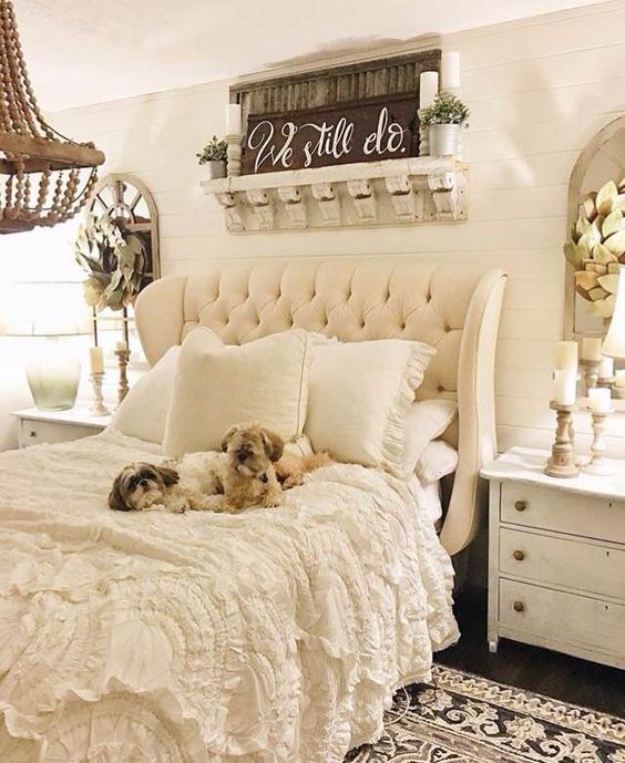 45 Romantic And Beautiful Provence Bedroom Décor Ideas - DigsDigs