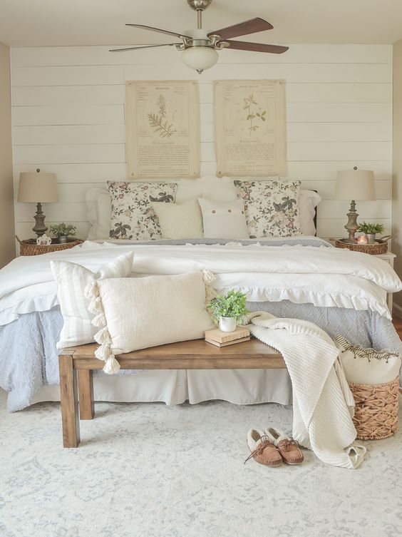 45 Romantic And Beautiful Provence Bedroom Décor Ideas - DigsDigs