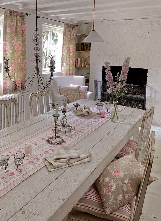 84 Inviting And Cute Vintage Dining Rooms And Zones - DigsDigs
