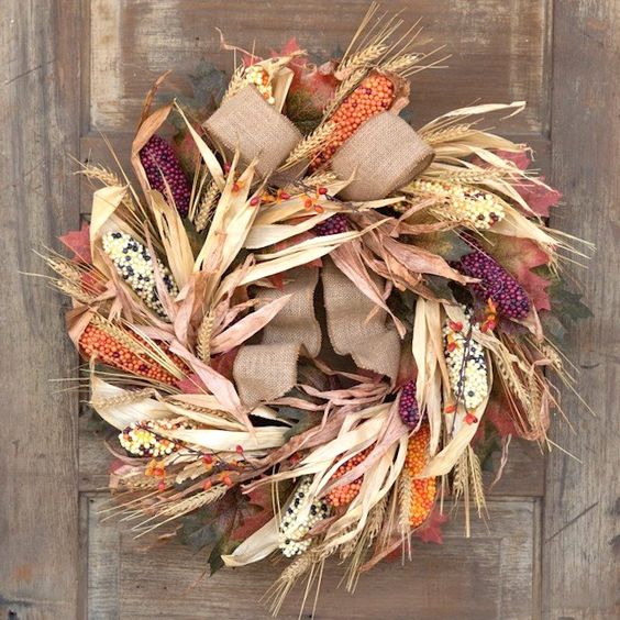 39 Awesome Corn Cob And Husk Wreaths - DigsDigs