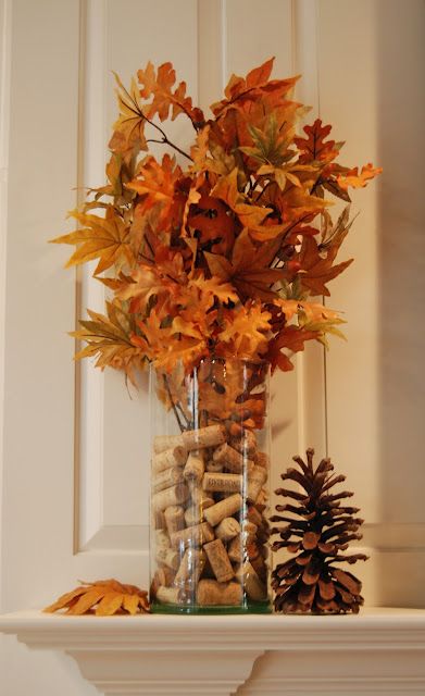 36 Leaf Centerpieces For Fall And Thanksgiving Décor - DigsDigs