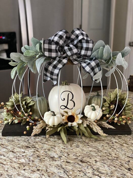 49 Warm And Cozy Plaid Décor Ideas For Thanksgiving - DigsDigs