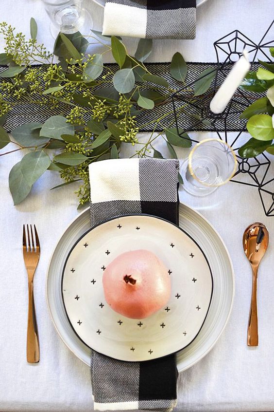 48 Modern Yet Stylish Thanksgiving Décor Ideas - DigsDigs
