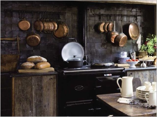 27 Moody Dark Kitchen Décor Ideas - DigsDigs