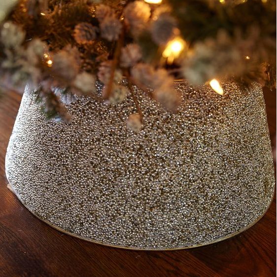 How To Cover A Christmas Tree Base: 83 Ideas - DigsDigs