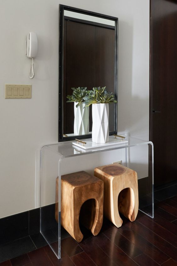 34 Stylish Console Tables For Your Entryway - DigsDigs