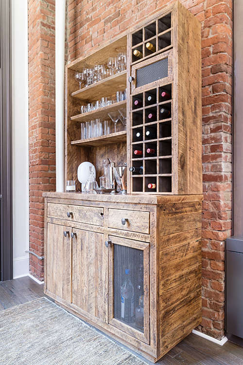 Eclectic Soho Loft With Vintage Finds And Industrial Touches - DigsDigs
