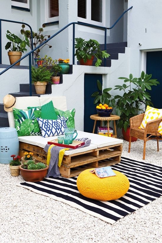 5 Hottest Outdoor Decor Trends And 30 Examples - DigsDigs