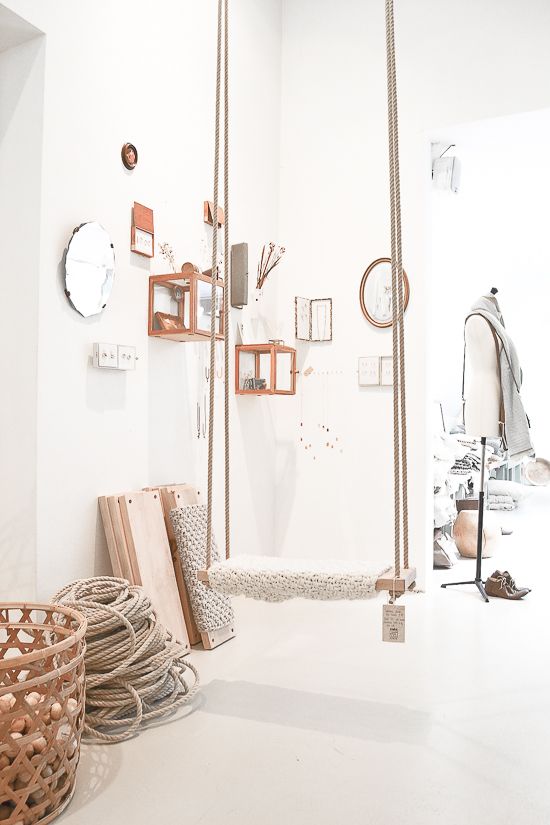 Wake Up Your Inner Child: 30 Swings For Indoors - DigsDigs