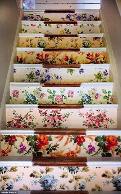 30 Stylish Ways To Use Floral Wallpaper In Your Home - DigsDigs