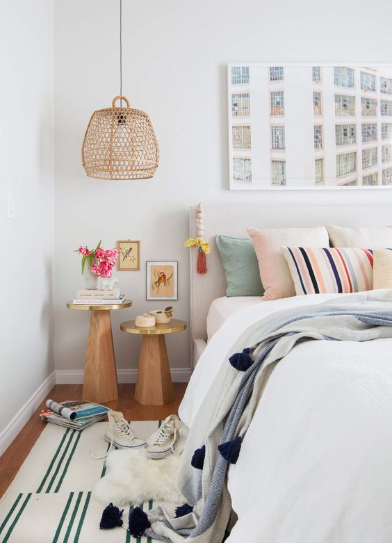 3 Tips And 27 Ideas To Decorate An Ultimate Guest Room - DigsDigs
