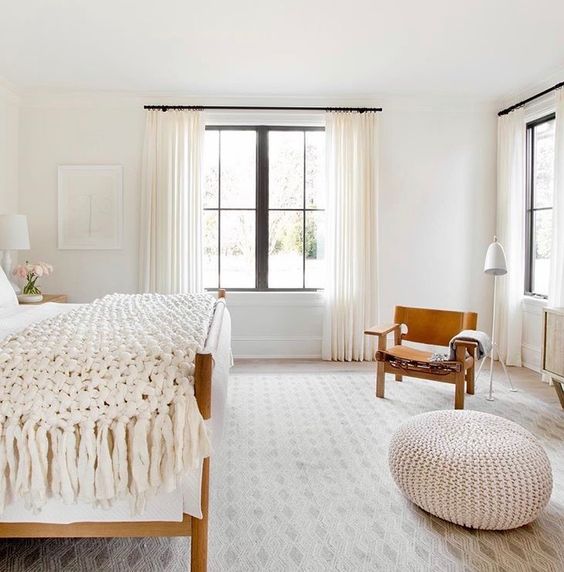 25 Ways To Include Negative Space Into Your Interior - DigsDigs