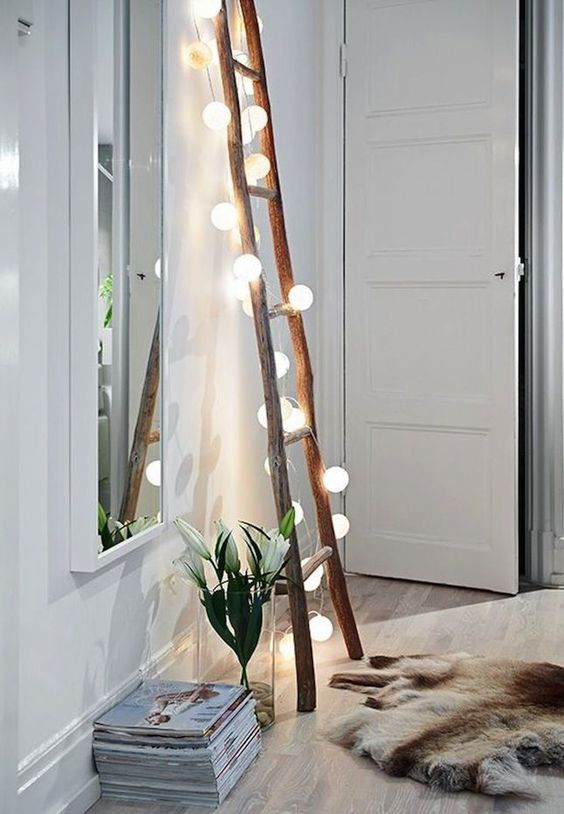 25 Chic String Lights Ideas For Entryways - DigsDigs
