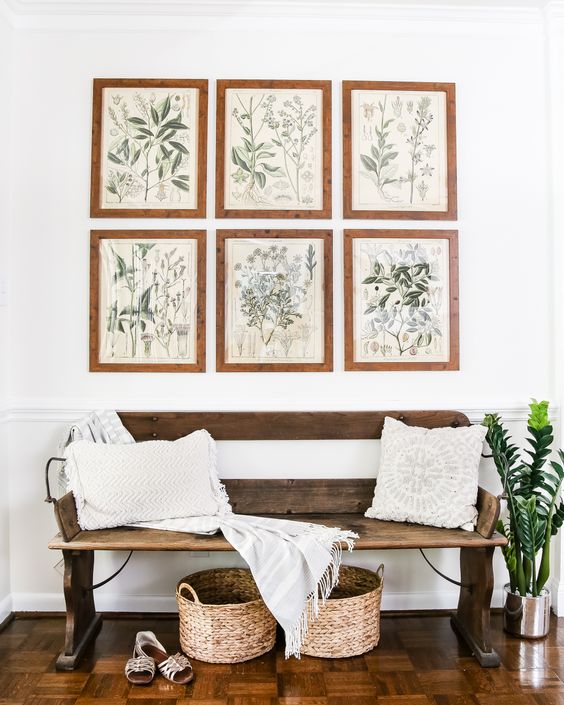 25 Entryway Artwork Ideas To Make An Impression - DigsDigs