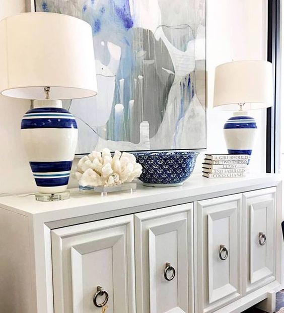 25 Ways To Style A Beach Or Coastal Entryway - DigsDigs