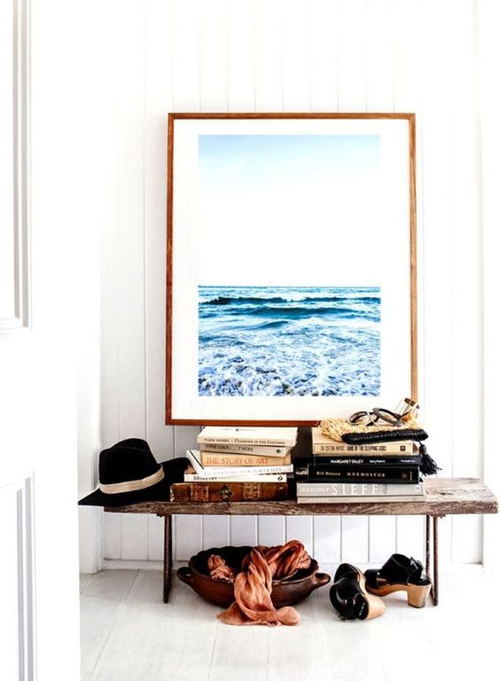 25 Ways To Style A Beach Or Coastal Entryway - DigsDigs