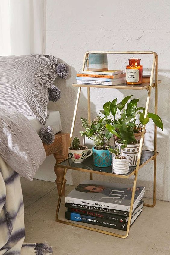 25 Unusual Nightstands That Are Functional - DigsDigs