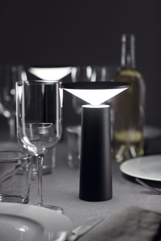 Cocktail Portable Light For Illuminating Your Tablescape - DigsDigs