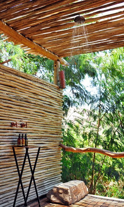 25 Outdoor Shower Decor Ideas To Try - DigsDigs
