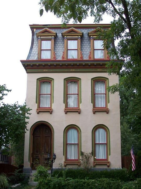 25 Gorgeous Mansard Roofs With Pros And Cons - DigsDigs