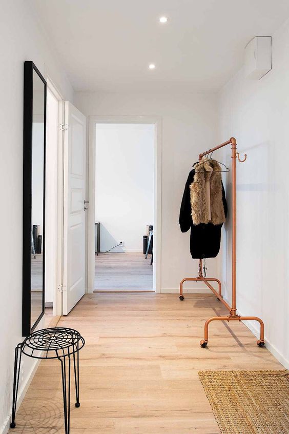 25 Free-Standing Coat Racks And Stands You’ll Want Right Now - DigsDigs