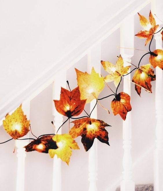 25 Ways To Use Fall Leaves For Home Decor - DigsDigs
