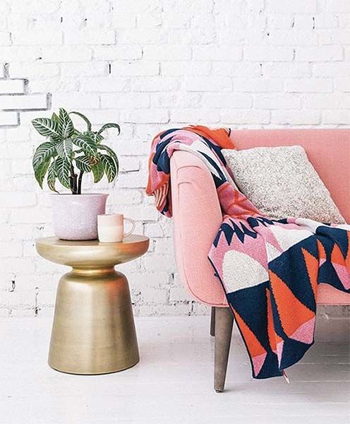 25 Whitewashed Walls Ideas For An Edgy Space - DigsDigs