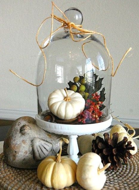 25 Cozy And Easy Thanksgiving Cloche Displays - DigsDigs