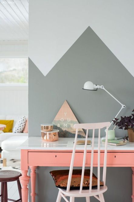 25 Color Block Decor Ideas For Home Offices - DigsDigs