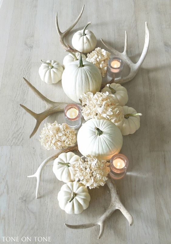 25 Neutral Thanksgiving Home Decor Ideas - DigsDigs