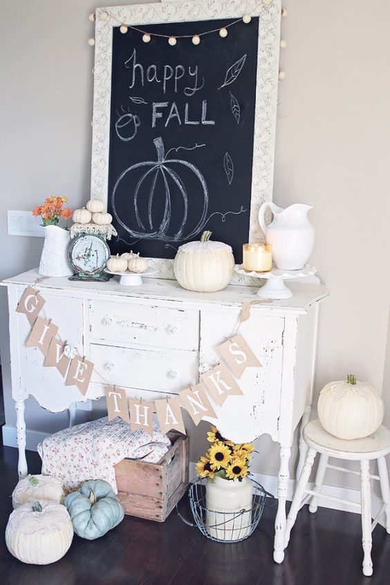 25 Neutral Thanksgiving Home Decor Ideas - DigsDigs