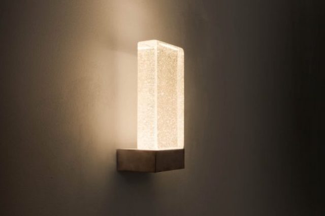 Grand Papillon: A Statement Wall Light - DigsDigs