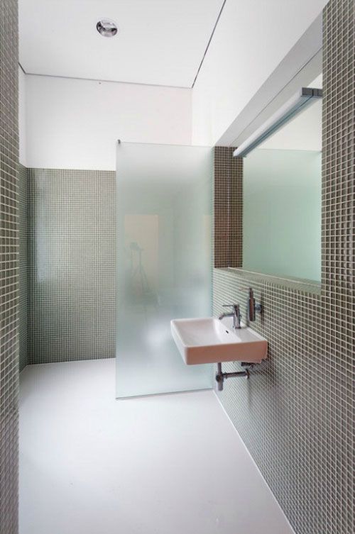 25 Modern And Bold Frosted Glass Home Decor Ideas Digsdigs